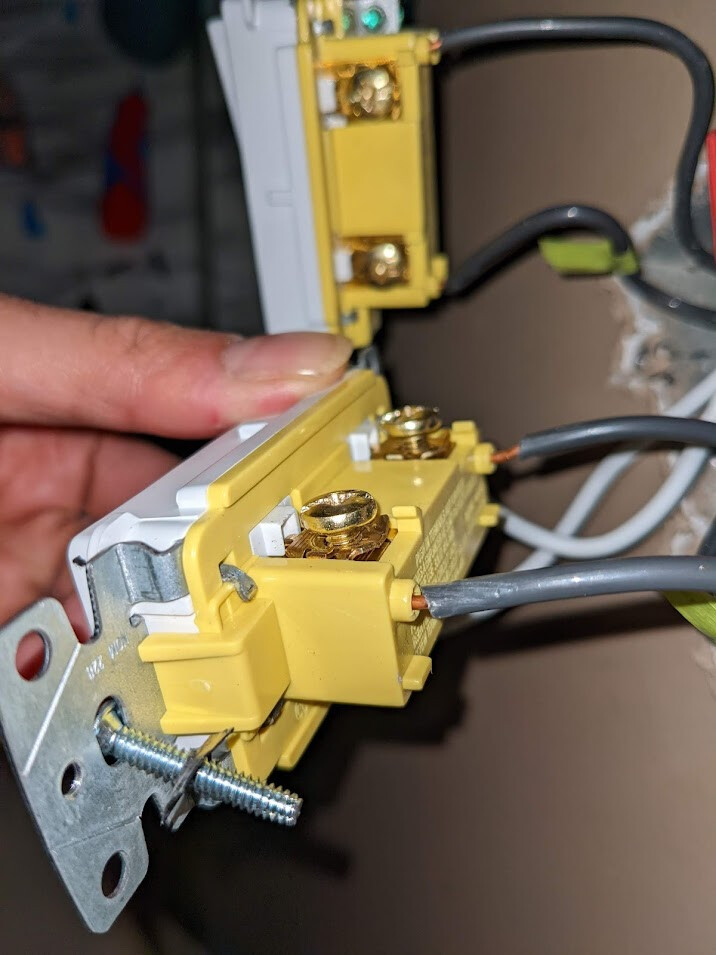 How Do I Remove Wire From This Switch Devices Hubitat